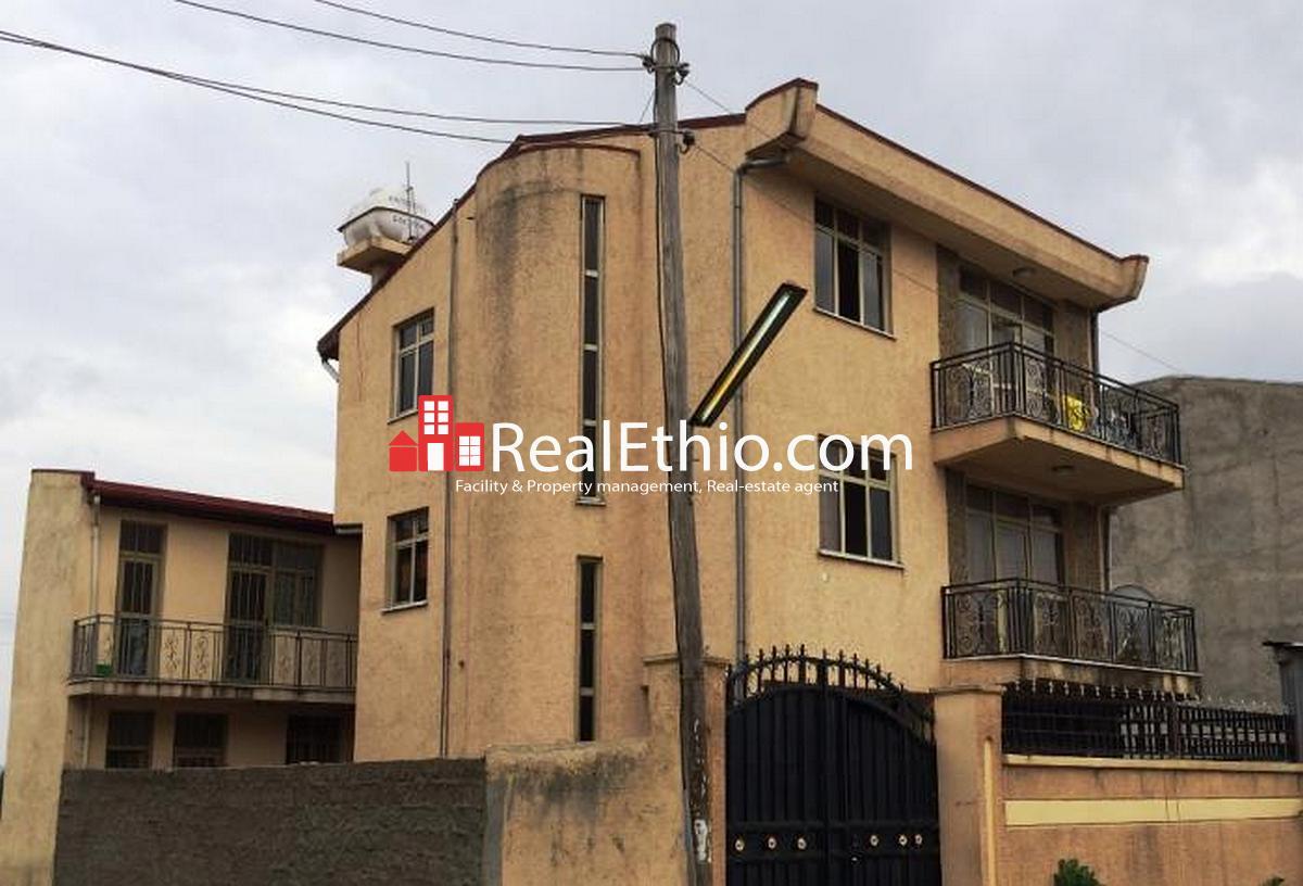 6 BR ground plus 2 main house and ground plus 1 service house on 175 ...