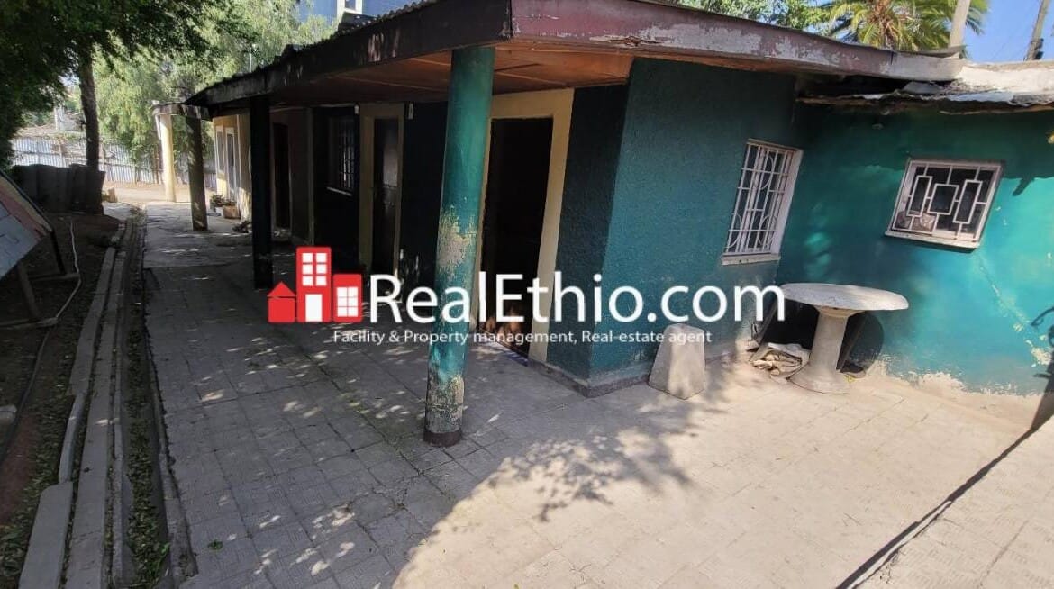 Megenagna, house or shade for sale, Addis Ababa.