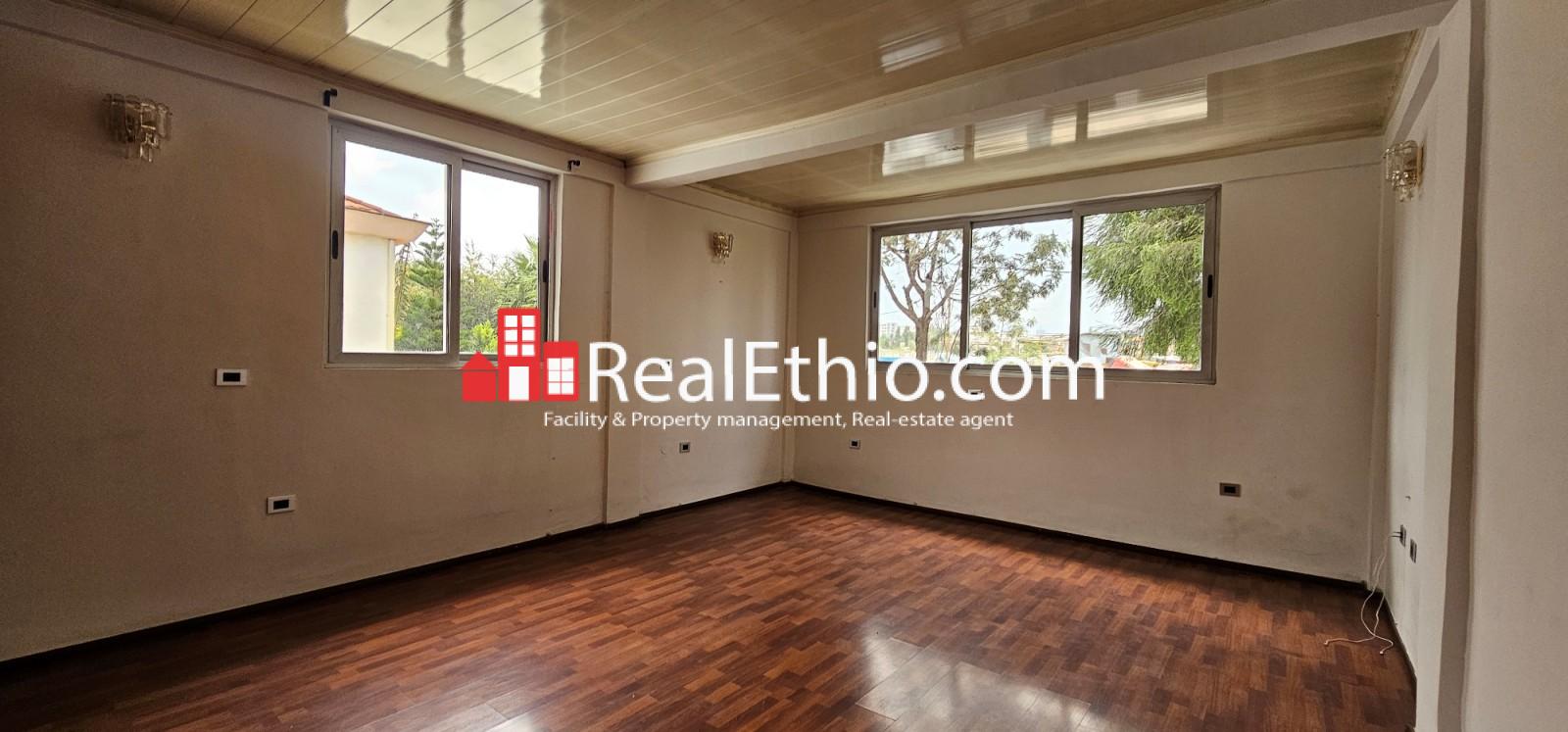 House for sale, Jemo, 500 meter square, 5 BR, Addis Ababa.