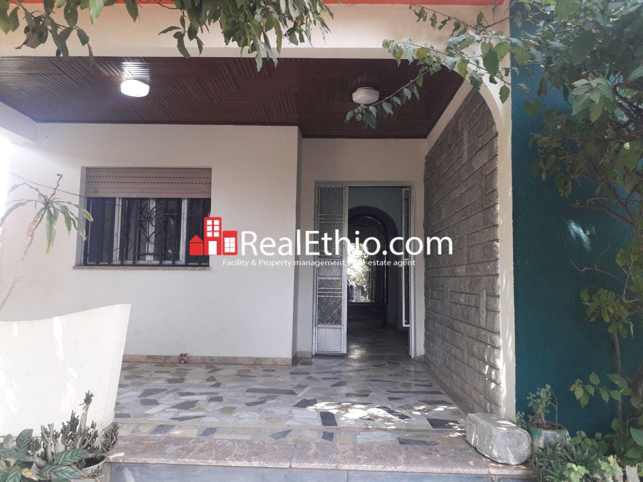 Yeka, A Beautiful Villa Connected with a Large Service Quarter for rent ...